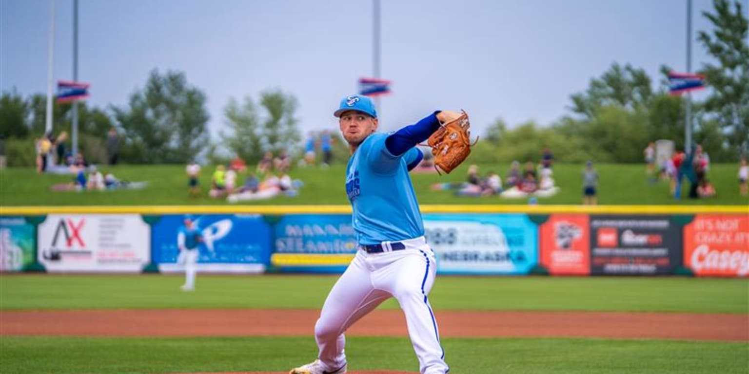 Chasers Edged out 3-2 by Bats in Series Finale | Storm Chasers