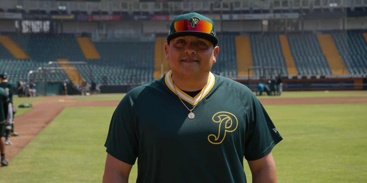 Pericos: Javier Solano reporta al Nido Verde | MiLB.com
