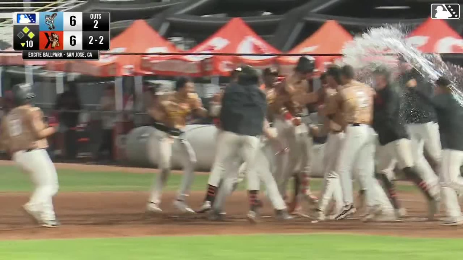 Javier Francisco's walk-off single | 06/15/2024 | Giants