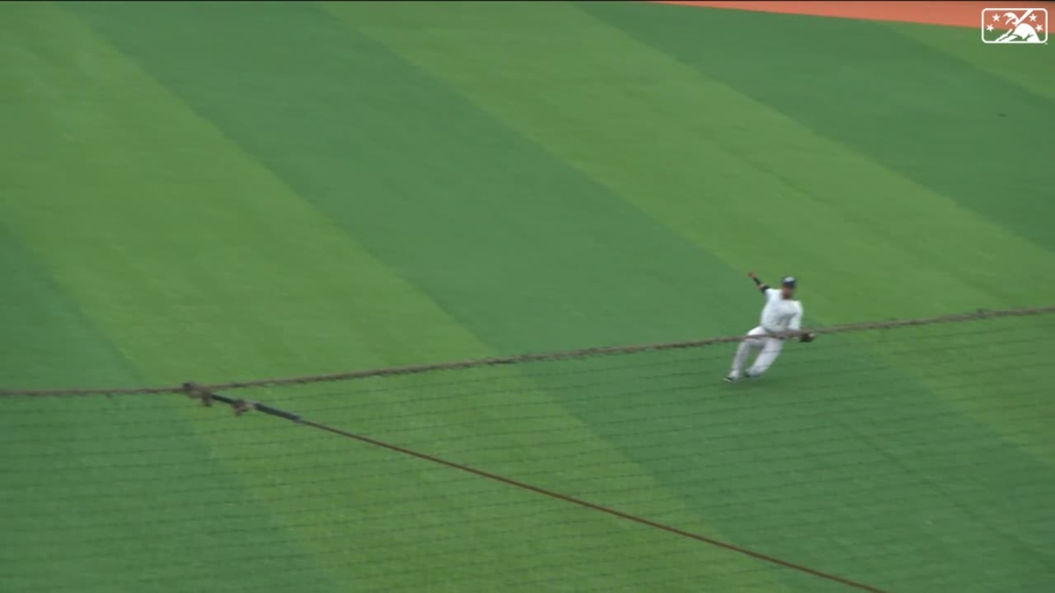 Aldenis Sanchez's sliding catch | 06/22/2023 | MiLB.com