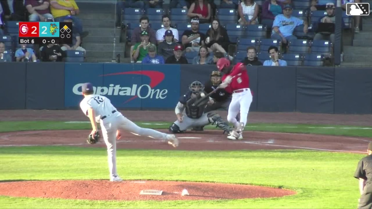 Dasan Brown's two-run home run | 07/03/2024 | Canadians