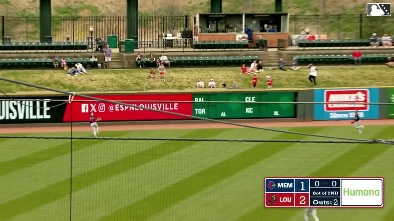 Matt Koperniak's over-the-shoulder grab | 03/29/2025 | Redbirds