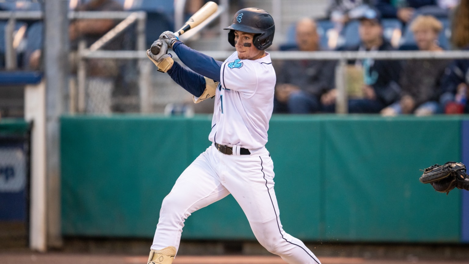 Colt Emerson's solo home run | 08/14/2024 | AquaSox