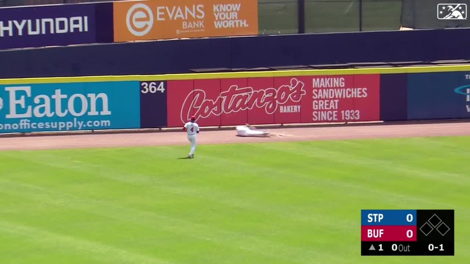Cameron Eden's sweet grab | 05/31/2023 | Bisons