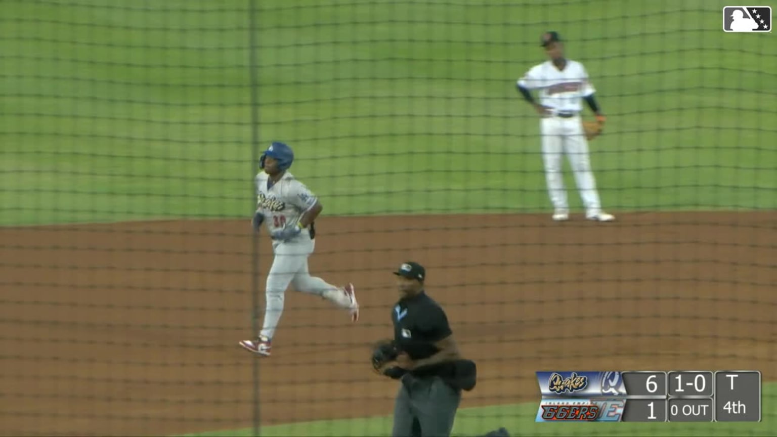 Zyhir Hope's solo homer | 07/28/2024 | Quakes