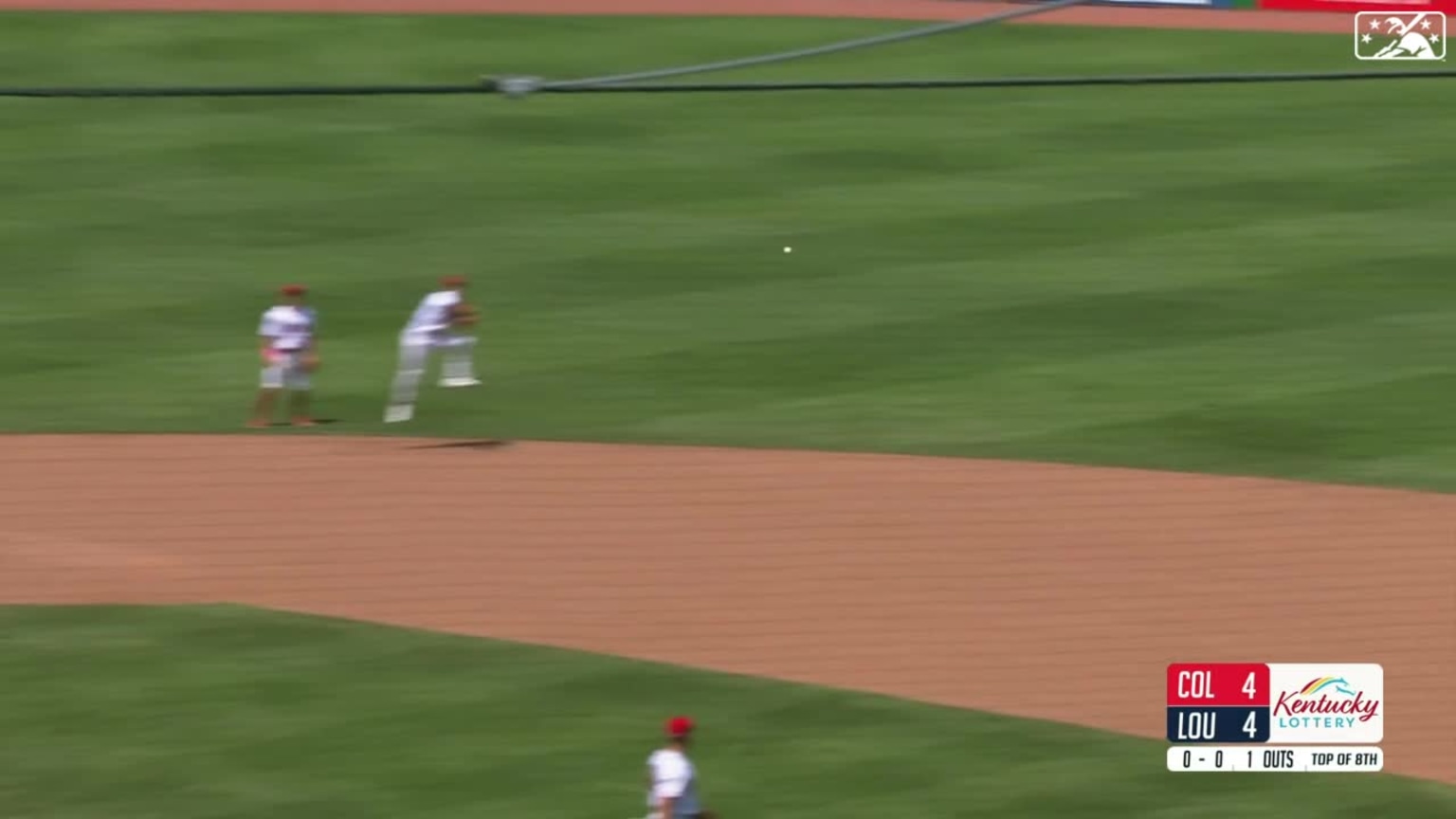 Alejo Lopez's leaping throw | 05/14/2023 | Clippers