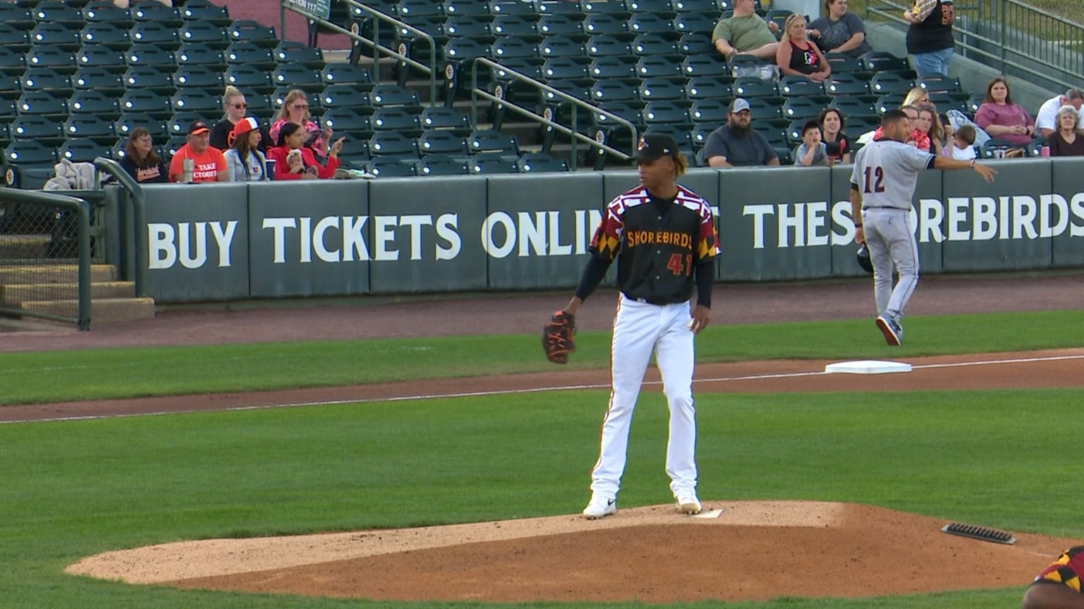 Luis De León tosses an immaculate inning | 05/03/2024 | MiLB.com