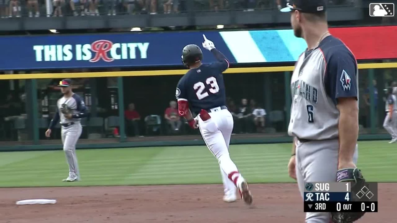 Tyler Locklear smashes his eighth homer | 08/18/2024 | Rainiers