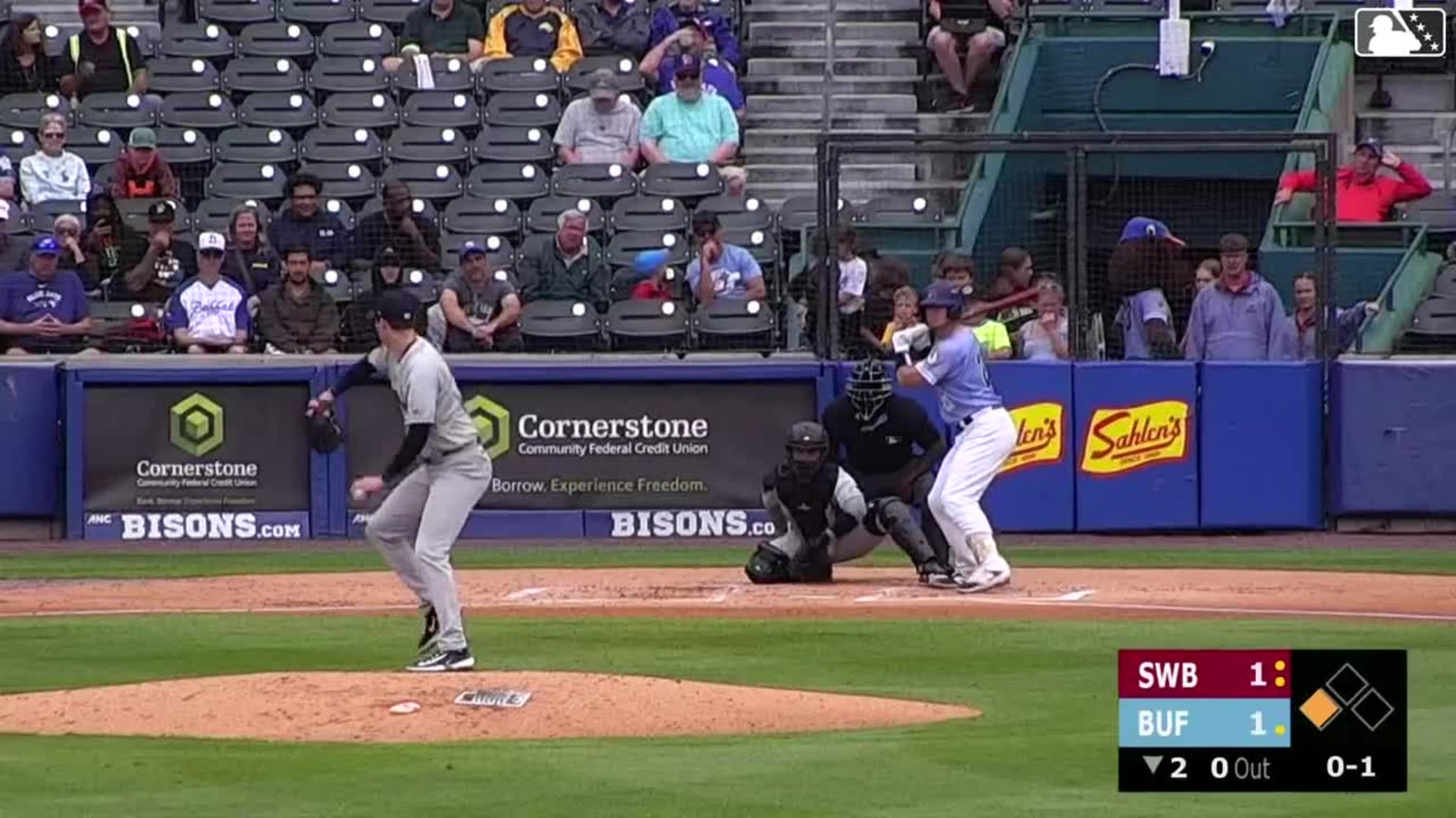 Brandon Valenzuela's RBI single | 08/20/2025 | Bisons