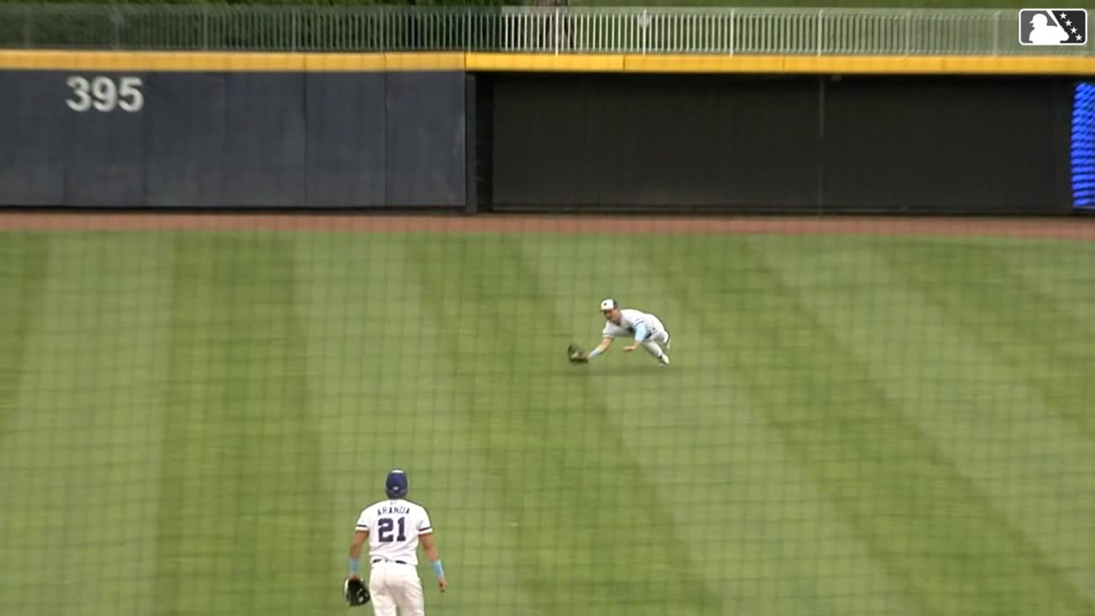 Jake Mangum's diving catch | 06/16/2024 | Bulls