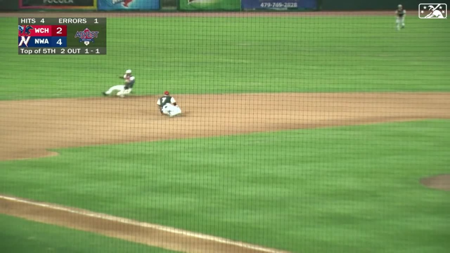 Tyler Tolbert's sliding play | 05/06/2023 | Naturals