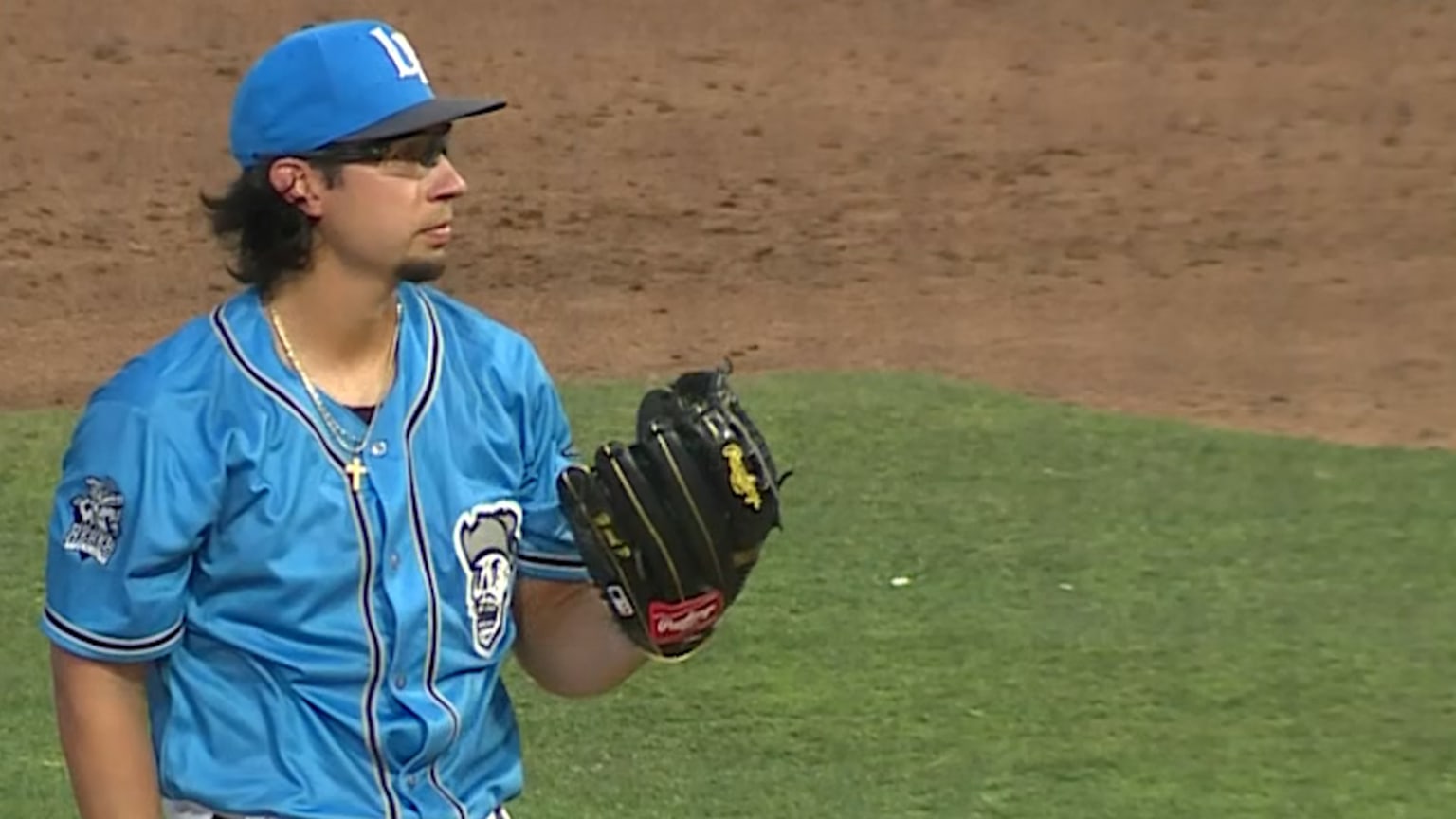 Robert Dugger strikes out the side in the 3rd | 06/26/2024 | Aviators