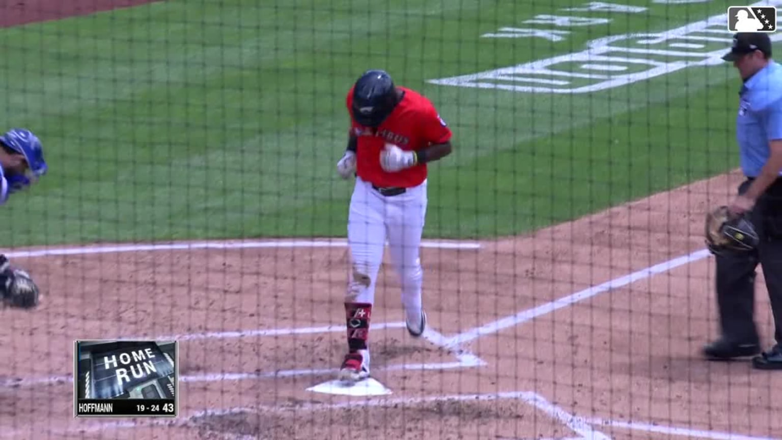 Angel Martínez's solo homer | 06/27/2024 | Clippers