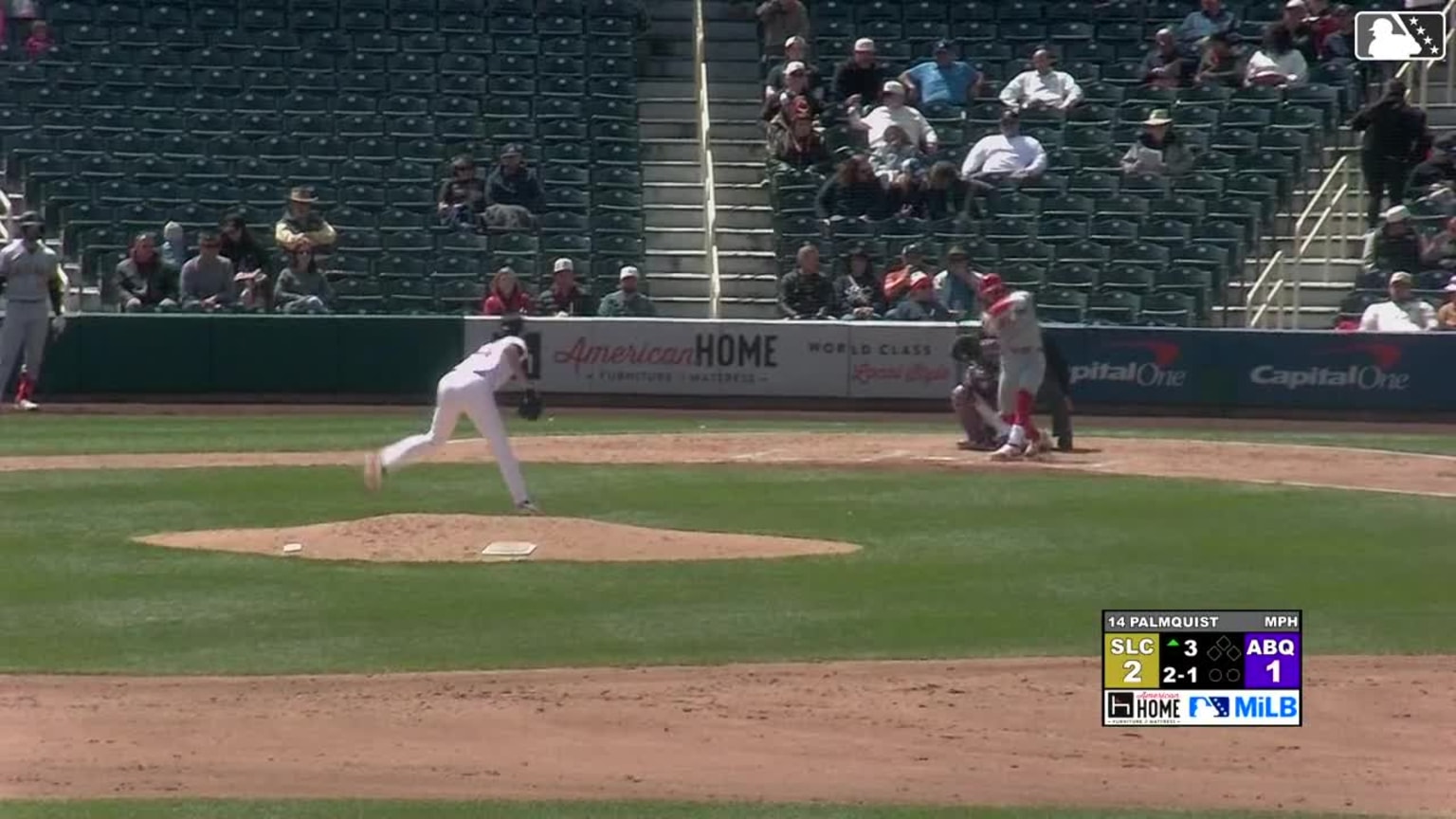 Zach Neto's solo home run | 04/03/2025 | Bees