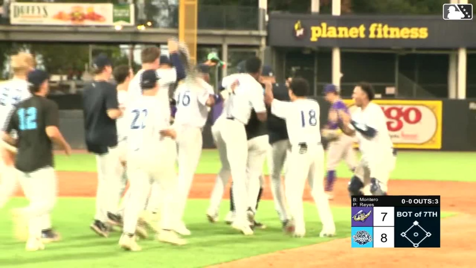 Roderick Arias' walk-off double | 08/25/2024 | Tarpons