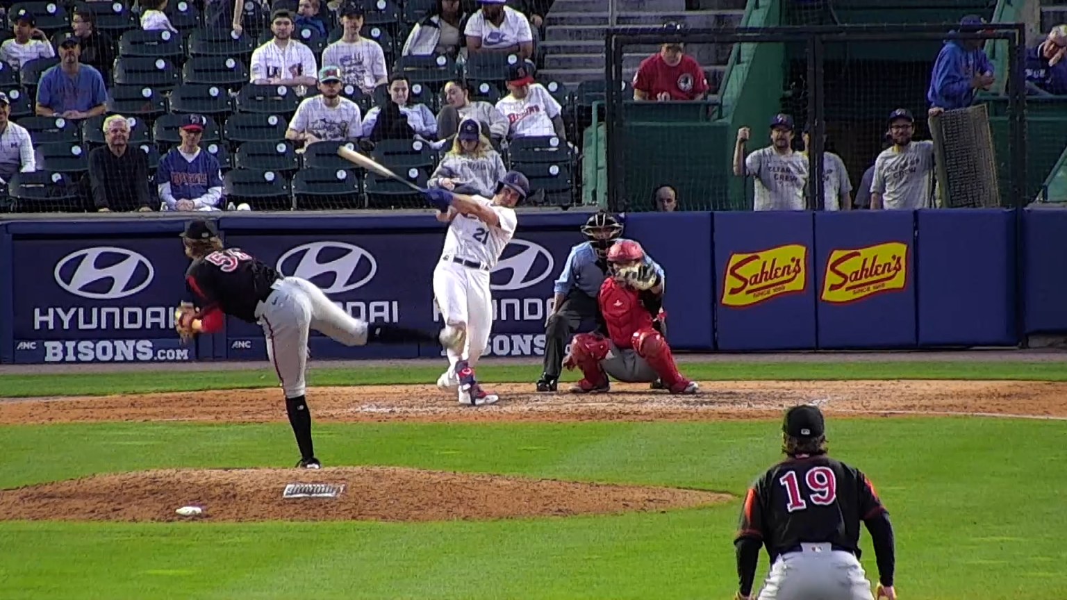 Will Robertson Puts the Herd in Front | 04/10/2024 | Bisons