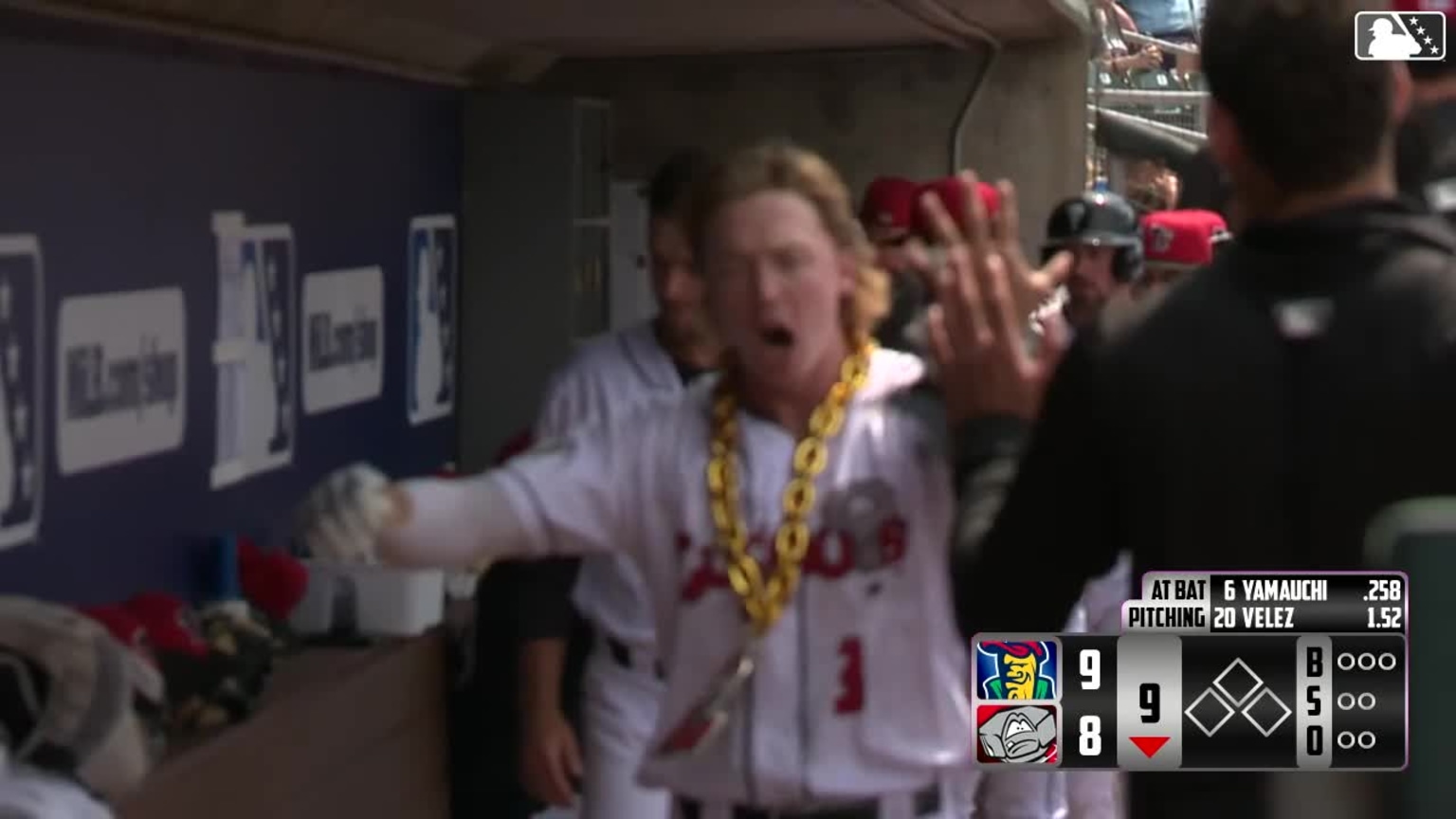 Henry Bolte crushes a two-run homer | 06/16/2024 | Lugnuts