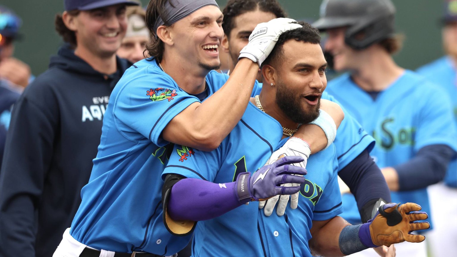 Victor Labrada's walk-off single | 06/24/2024 | MiLB.com