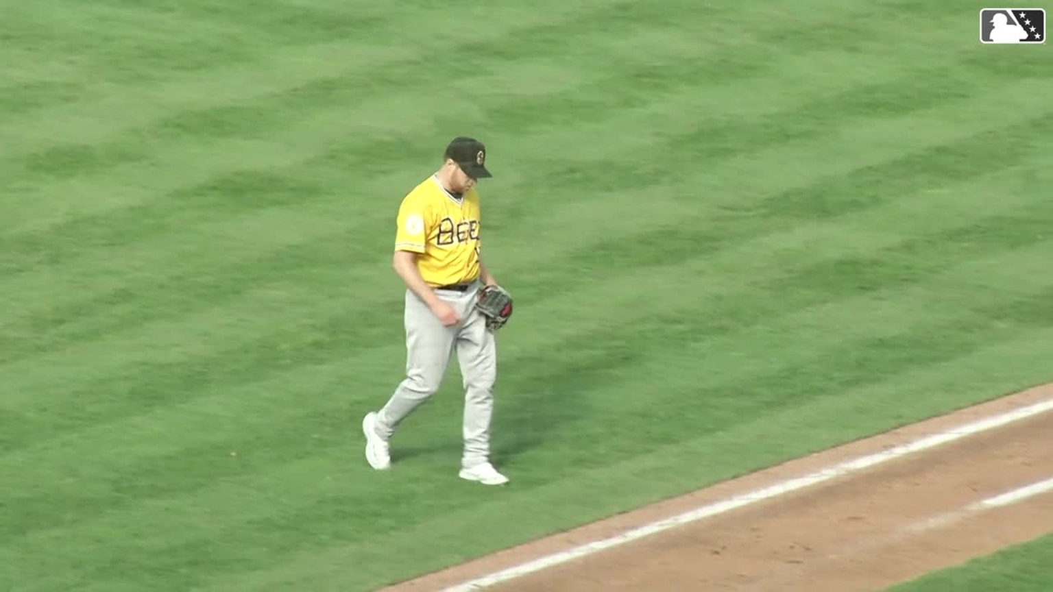 Davis Daniel strikes out his fifth and final batter | 04/01/2024 | Bees