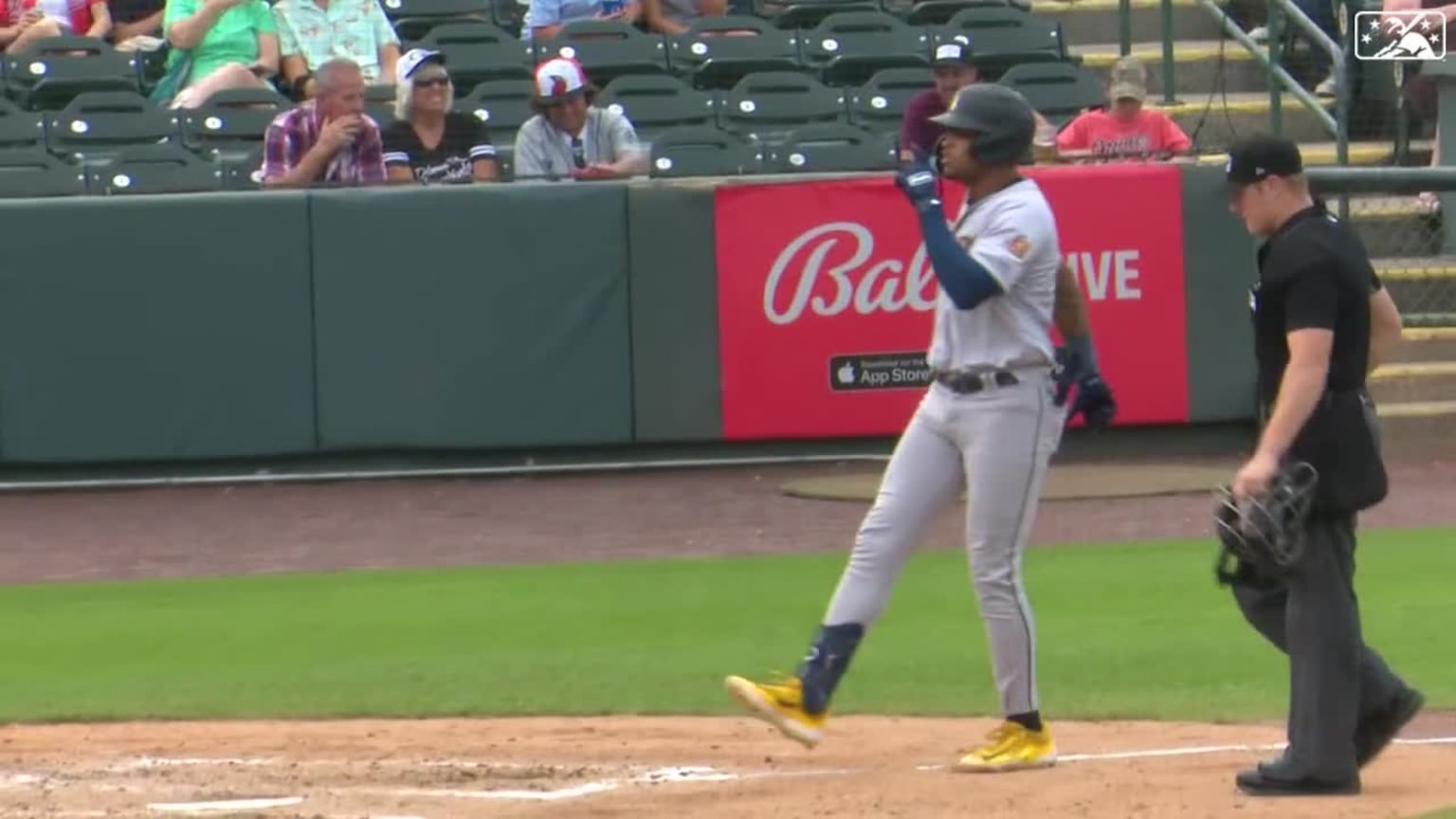 Xavier Isaac's two-run home run | 07/22/2023 | Dominican Summer League