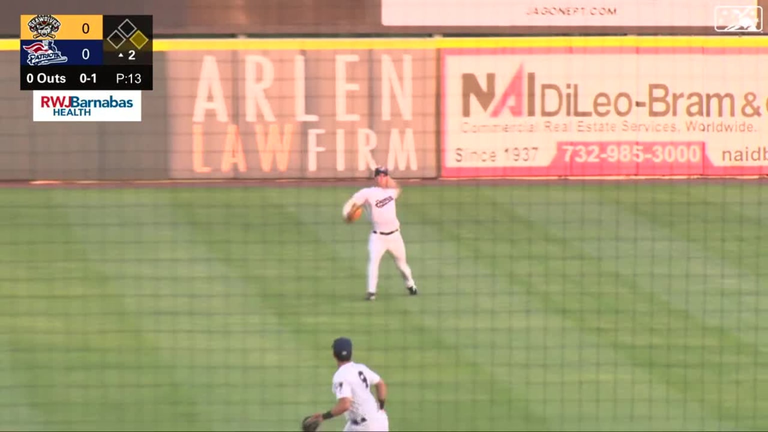 Spencer Jones' strong throw | 09/06/2023 | Patriots
