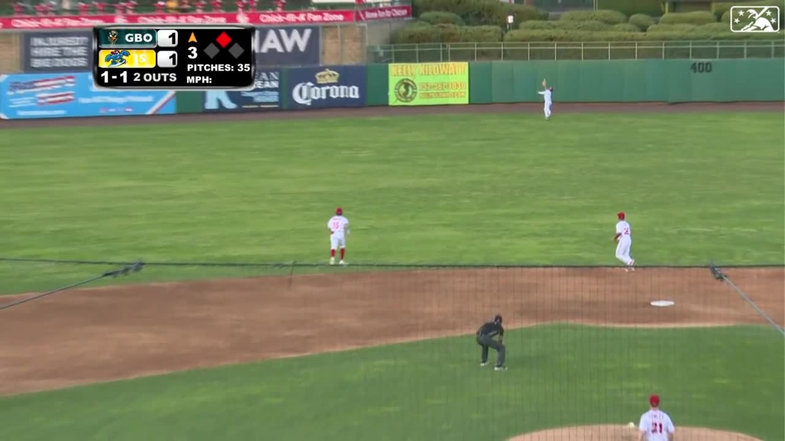 Marcus Lee Sang's terrific catch | 04/14/2023 | BlueClaws