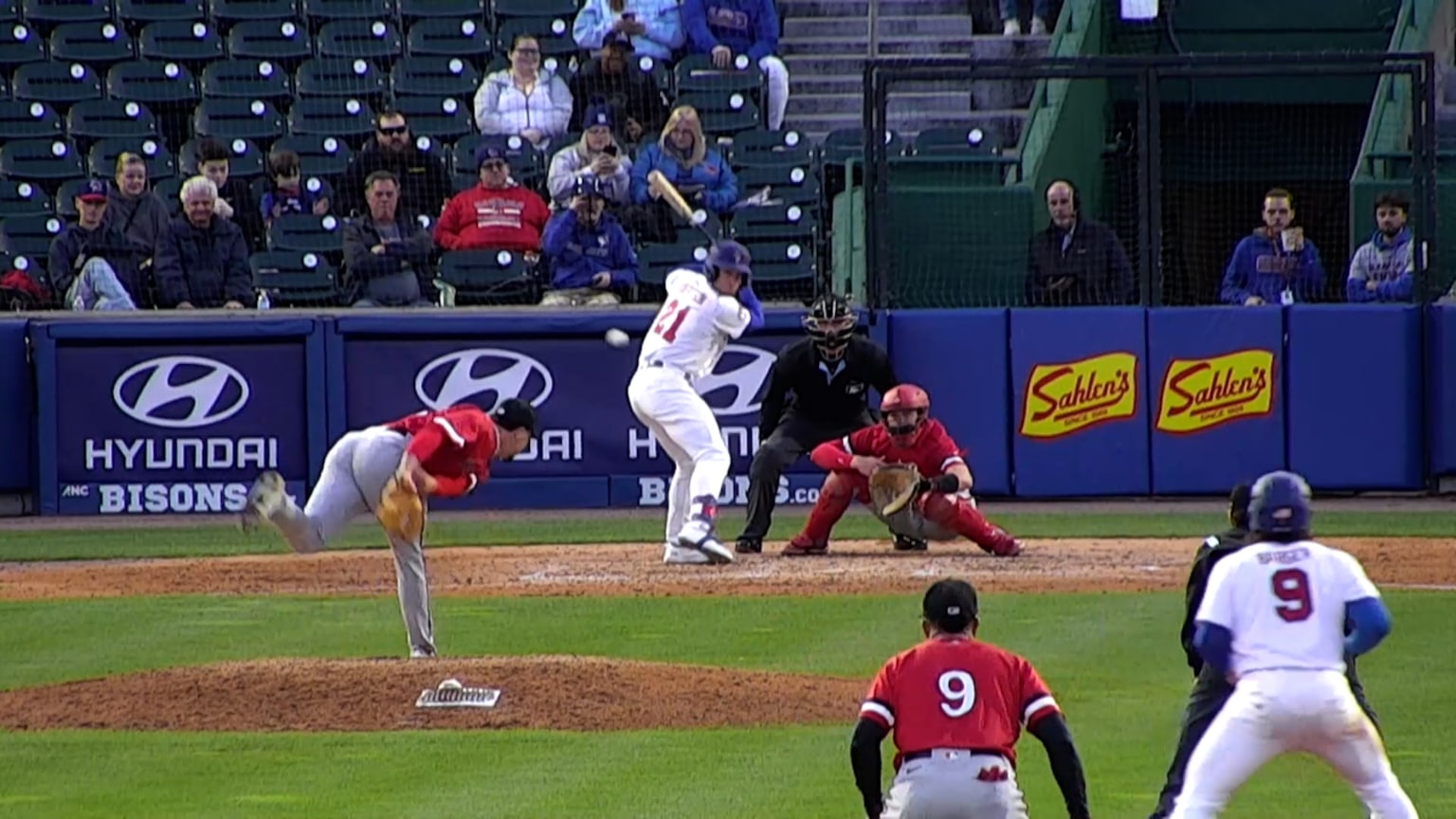 Will Robertson Homerun | 04/11/2024 | Bisons