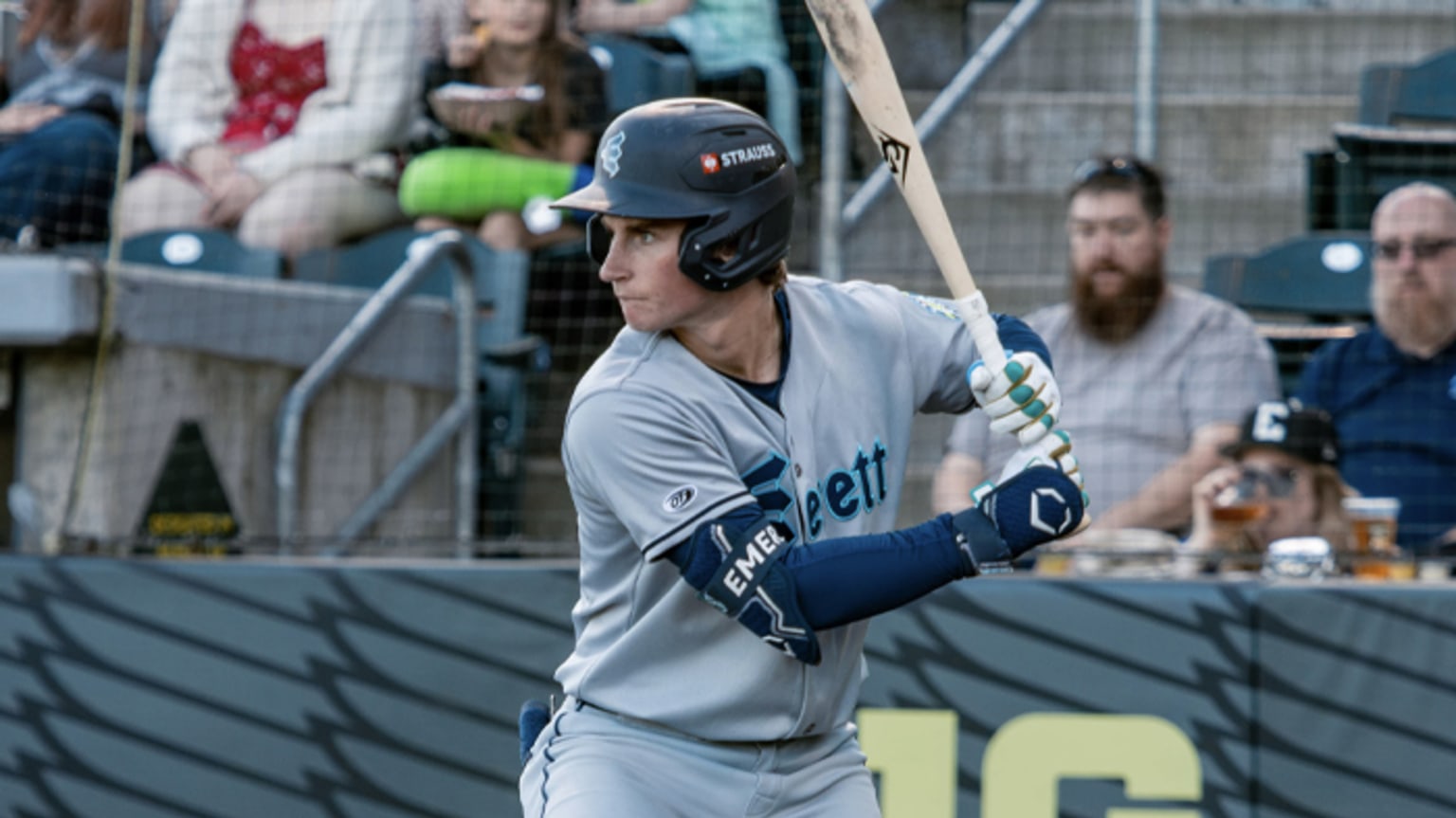 Colt Emerson's three-run home run (2) | 05/05/2025 | AquaSox