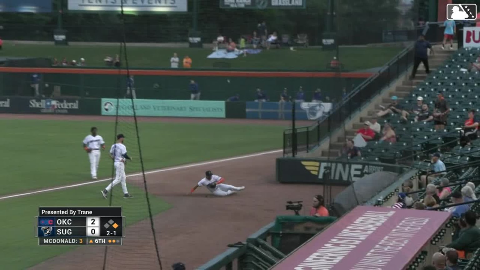 Jesús Bastidas' sliding catch | 05/08/2024 | Space Cowboys