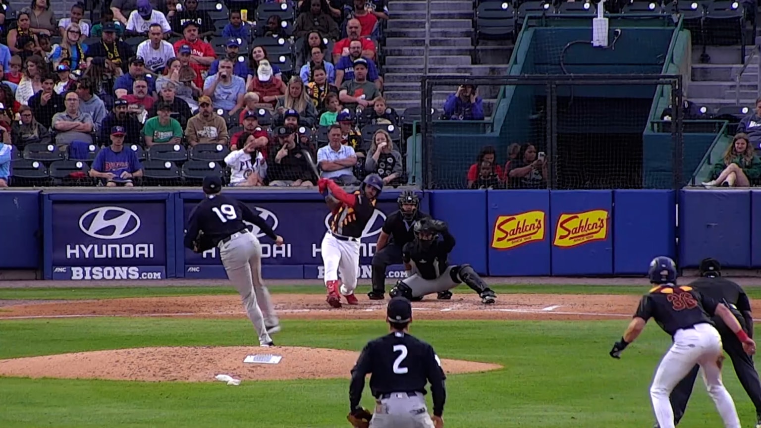 Yohendrick Pinango Hits RBI Single | 08/23/2025 | Bisons