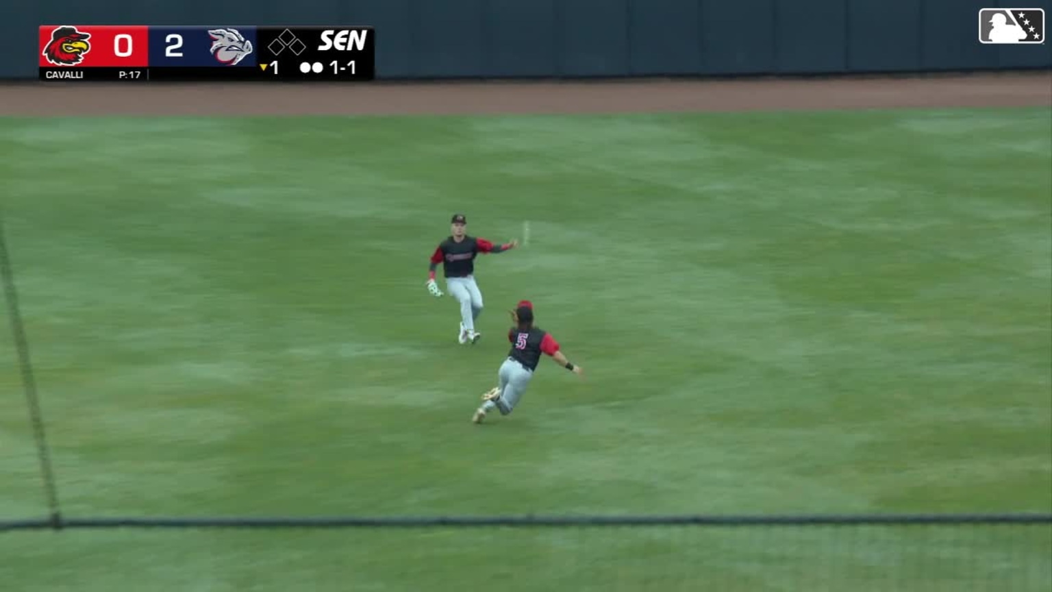 Jackson Cluff's terrific over-the-shoulder catch | 07/19/2025 | Red Wings