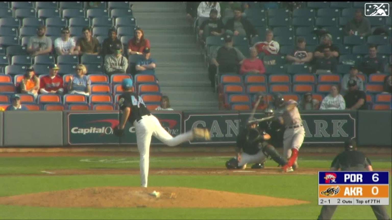 Cedanne Rafaela's two-run double | 05/05/2023 | Sea Dogs