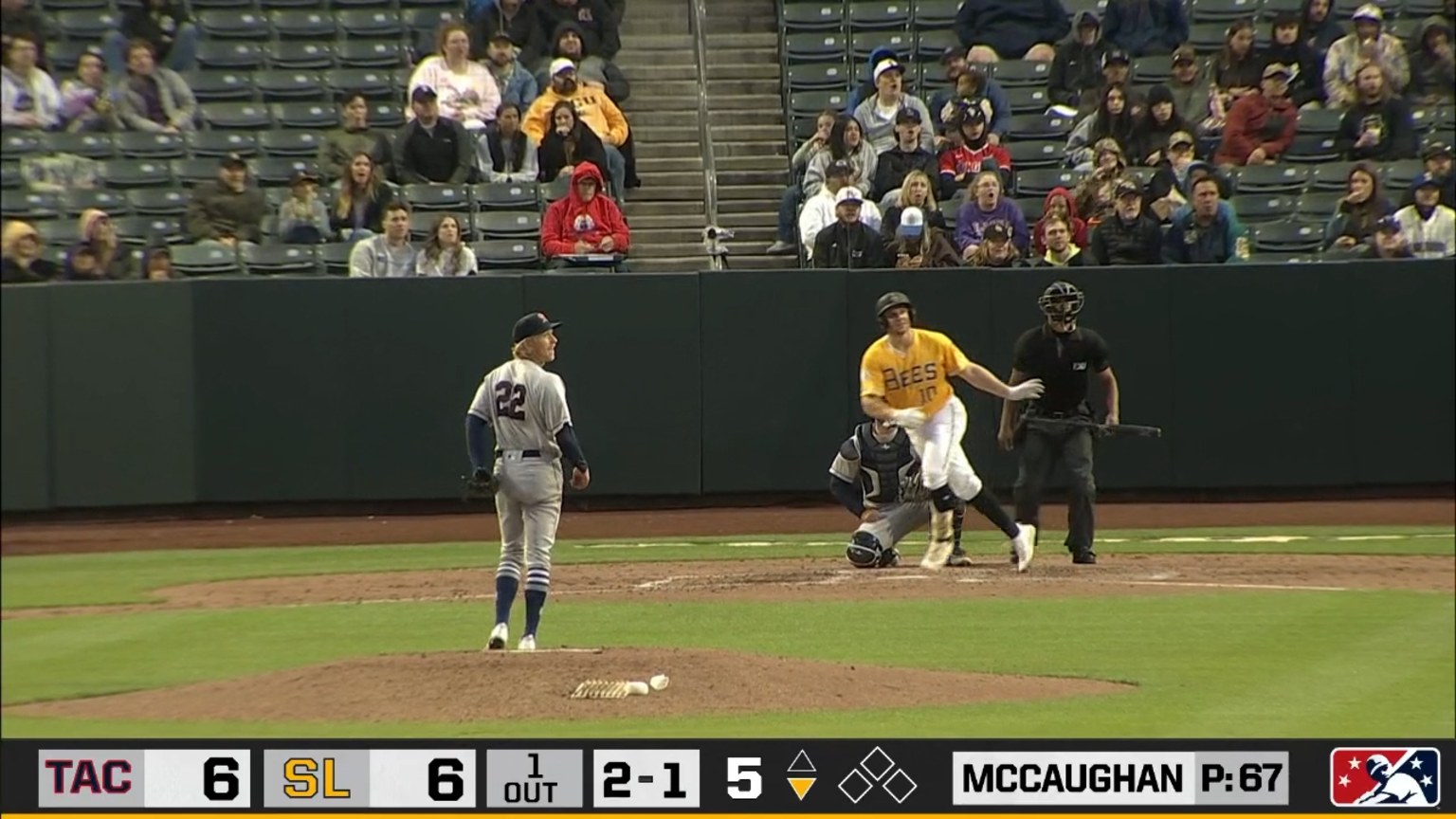 Kevin Padlo's pair of homers | 05/05/2023 | Bees