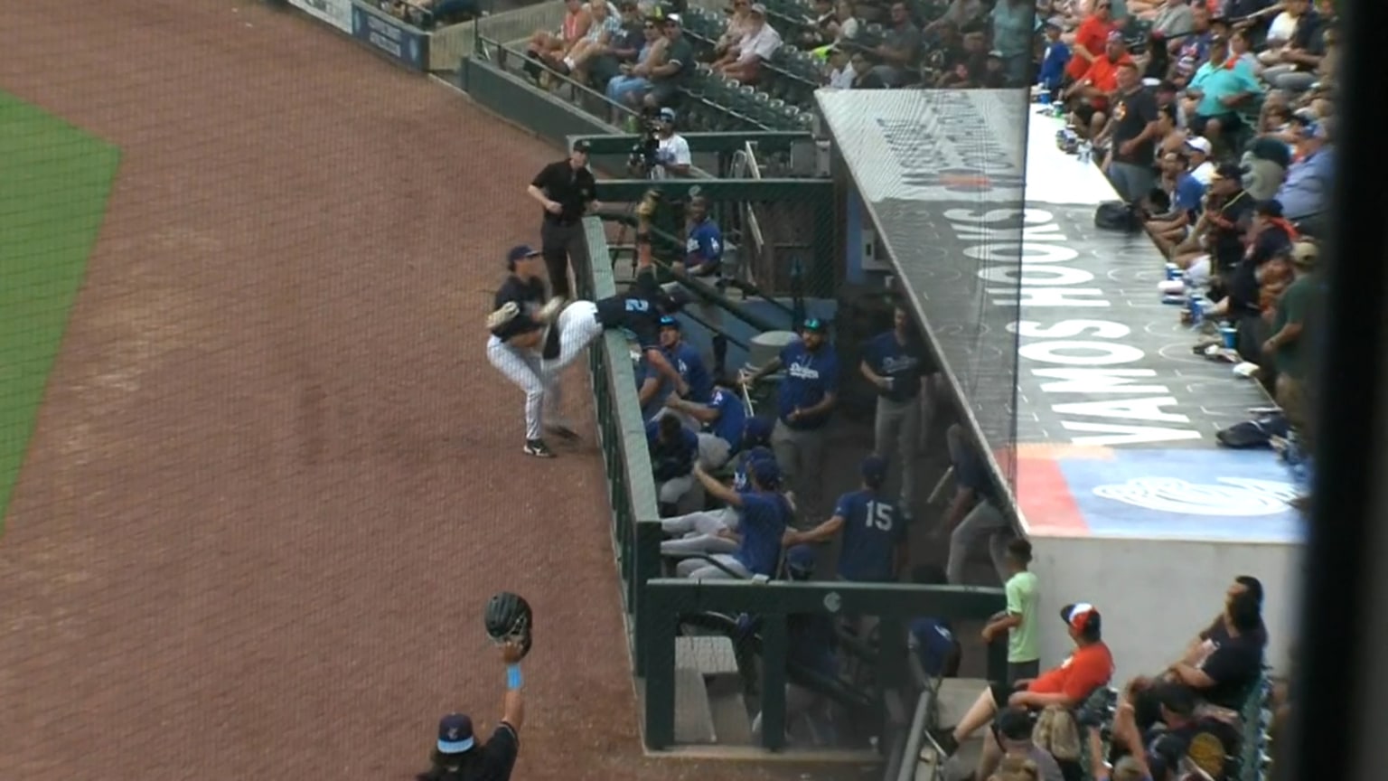 Stubbs makes catch over railing | 05/21/2023 | MiLB.com