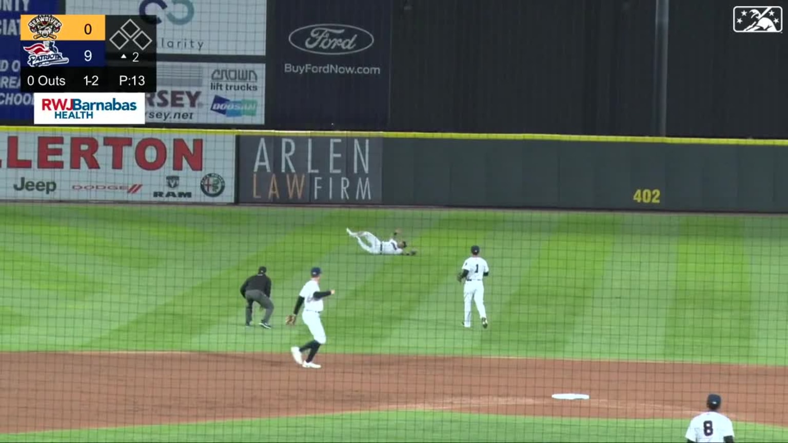 Domínguez makes sliding grab | 09/28/2022 | MiLB.com