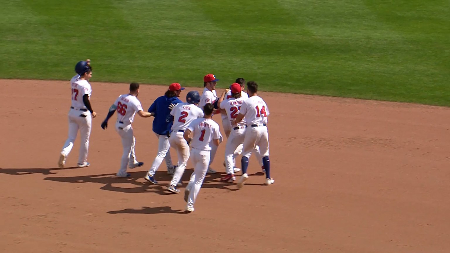 Tanner Morris' walk-off single | 05/13/2023 | Bisons