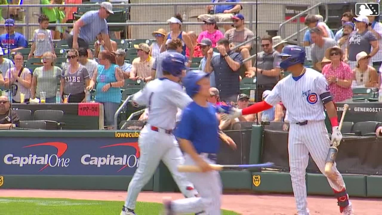 Triantos' 1st home run | 06/25/2025 | Cubs