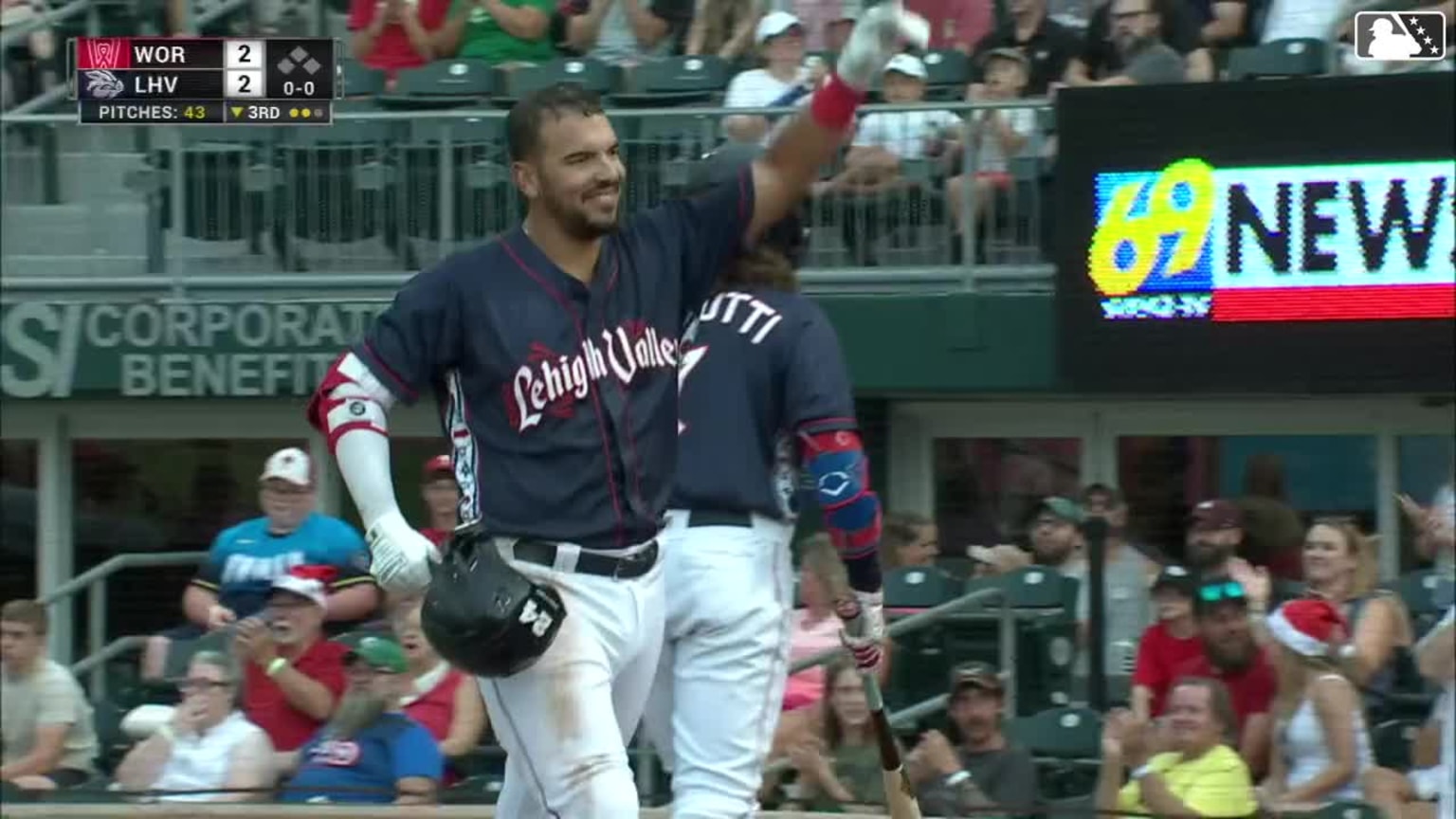 Darick Hall hits his record-setting 70th home run | 07/21/2024 | IronPigs