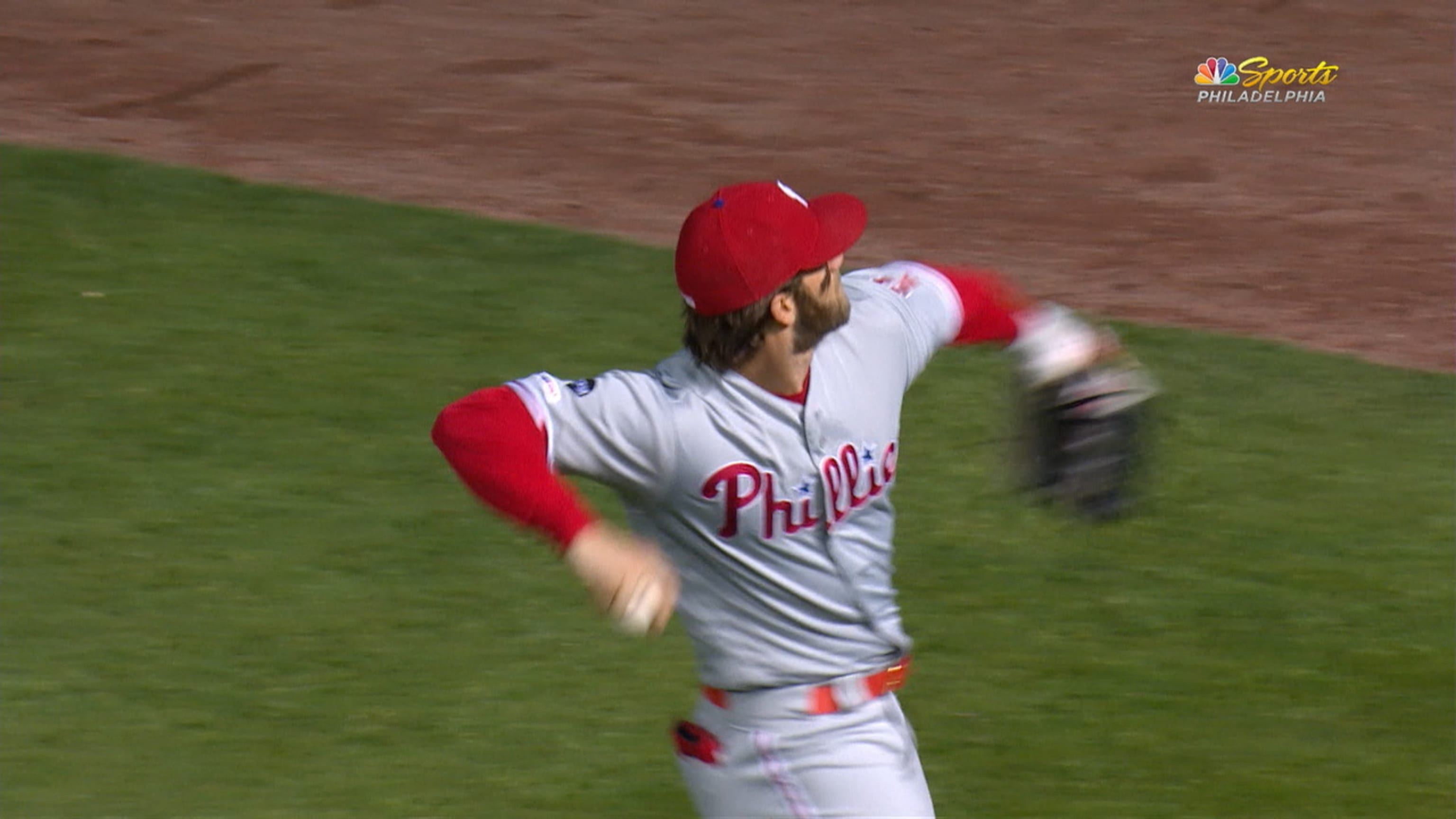 bryce harper throwing hand