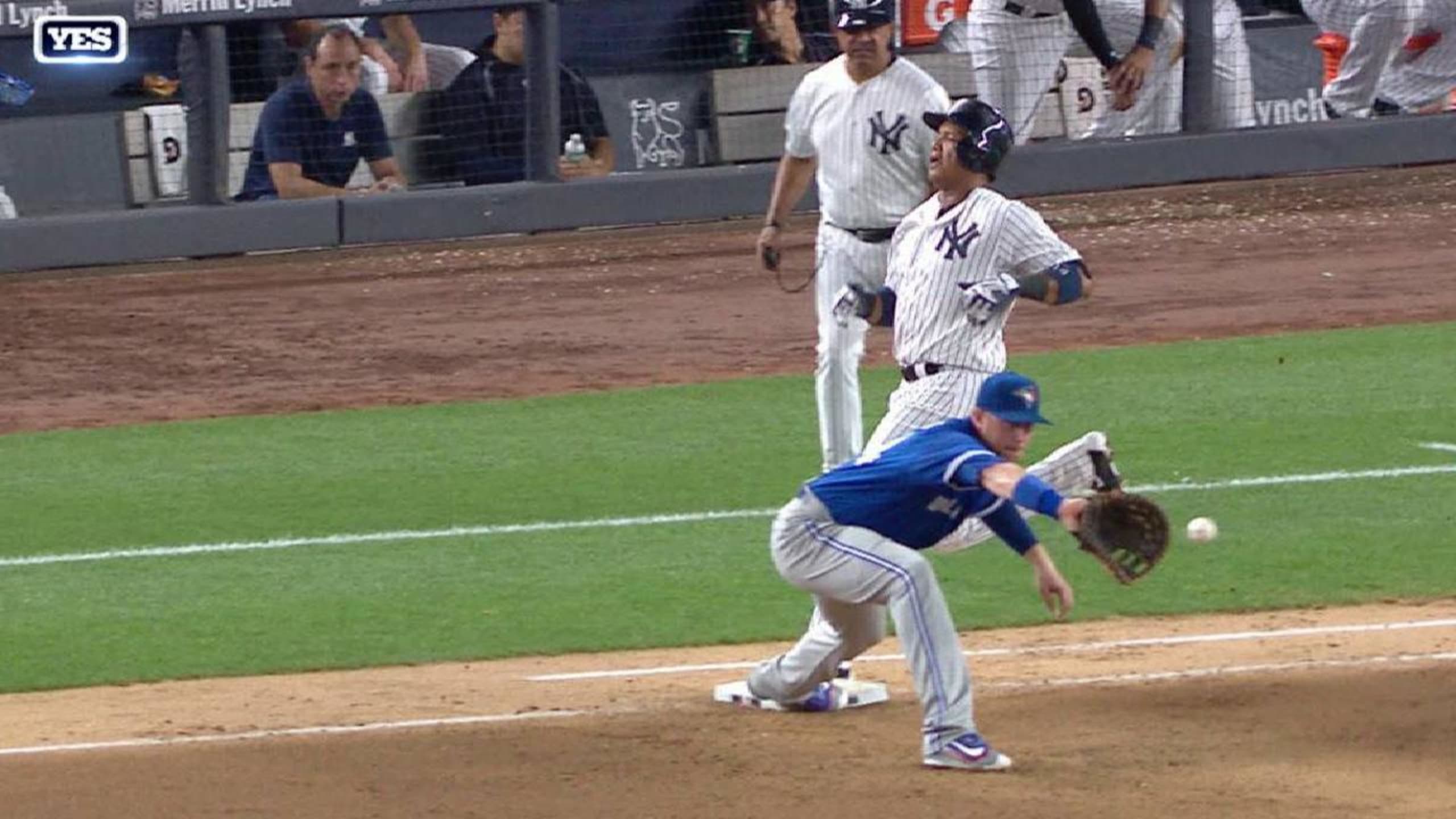 Starlin Castro grounds into a force out, third baseman Josh Donaldson ...