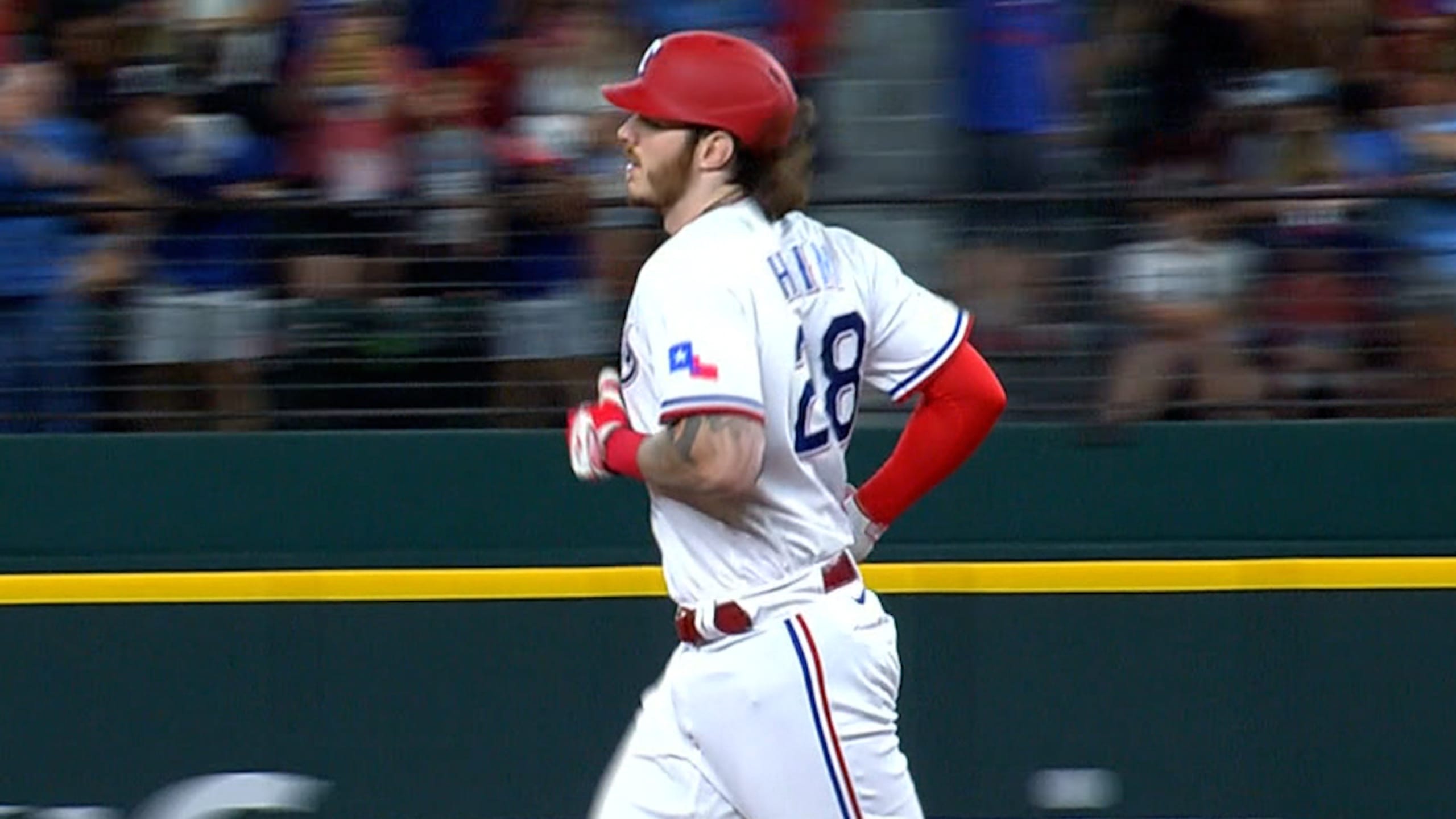 Jonah Heim's solo homer