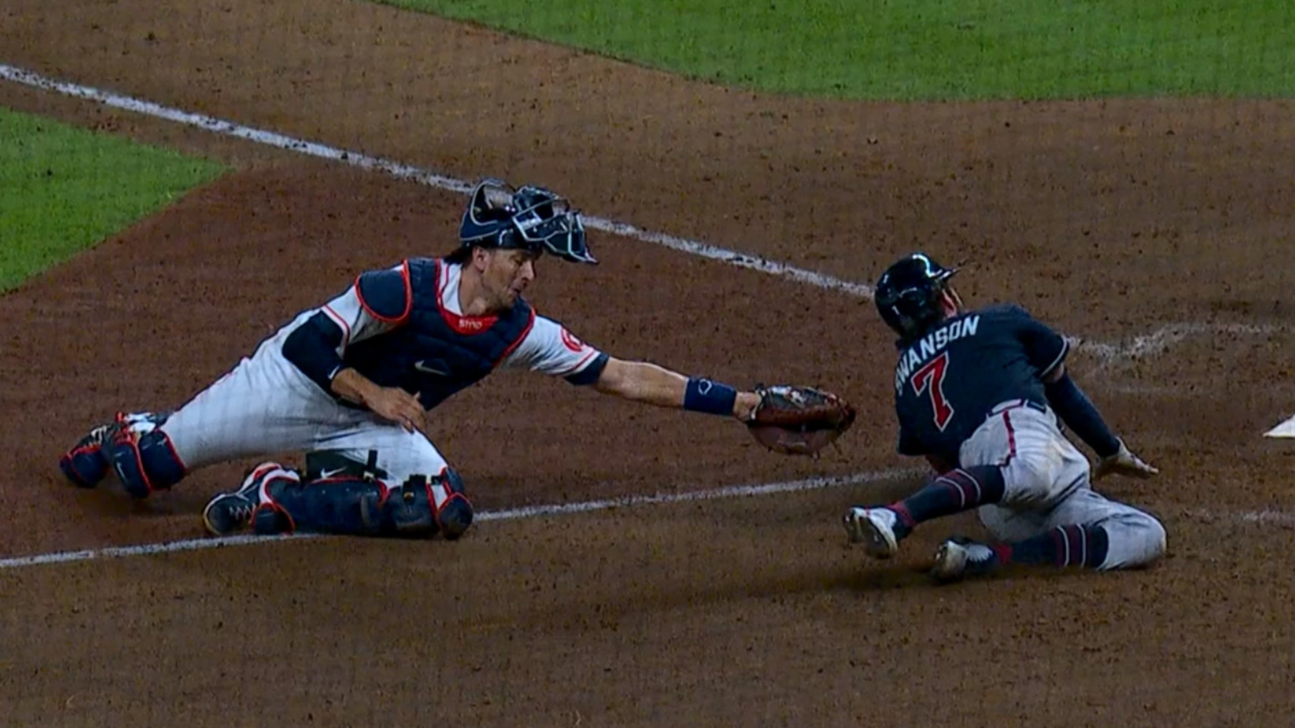 Freeman scores Swanson on sac fly