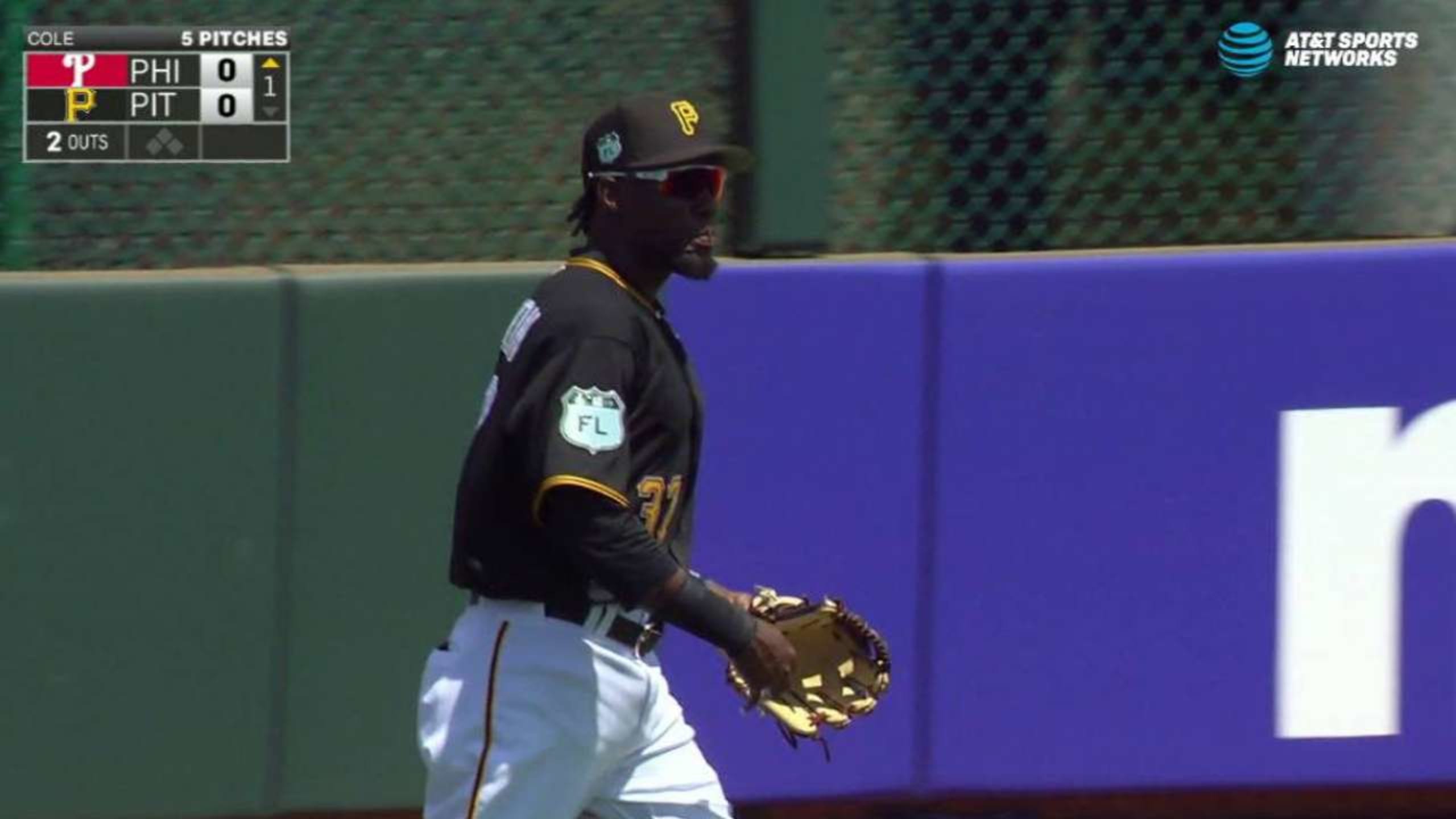 Hanson's sliding catch in left