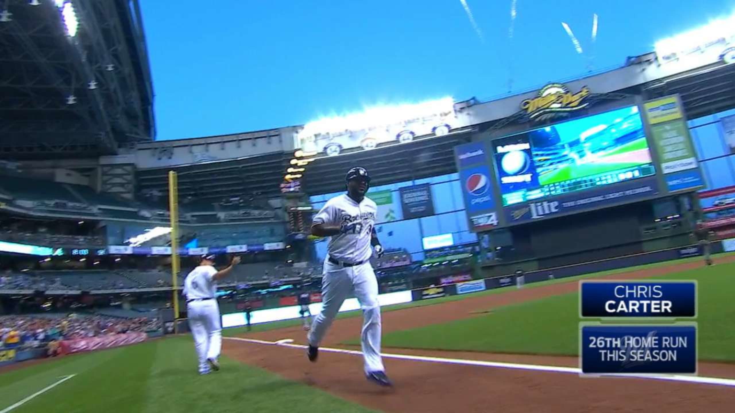Carter's 442-foot dinger