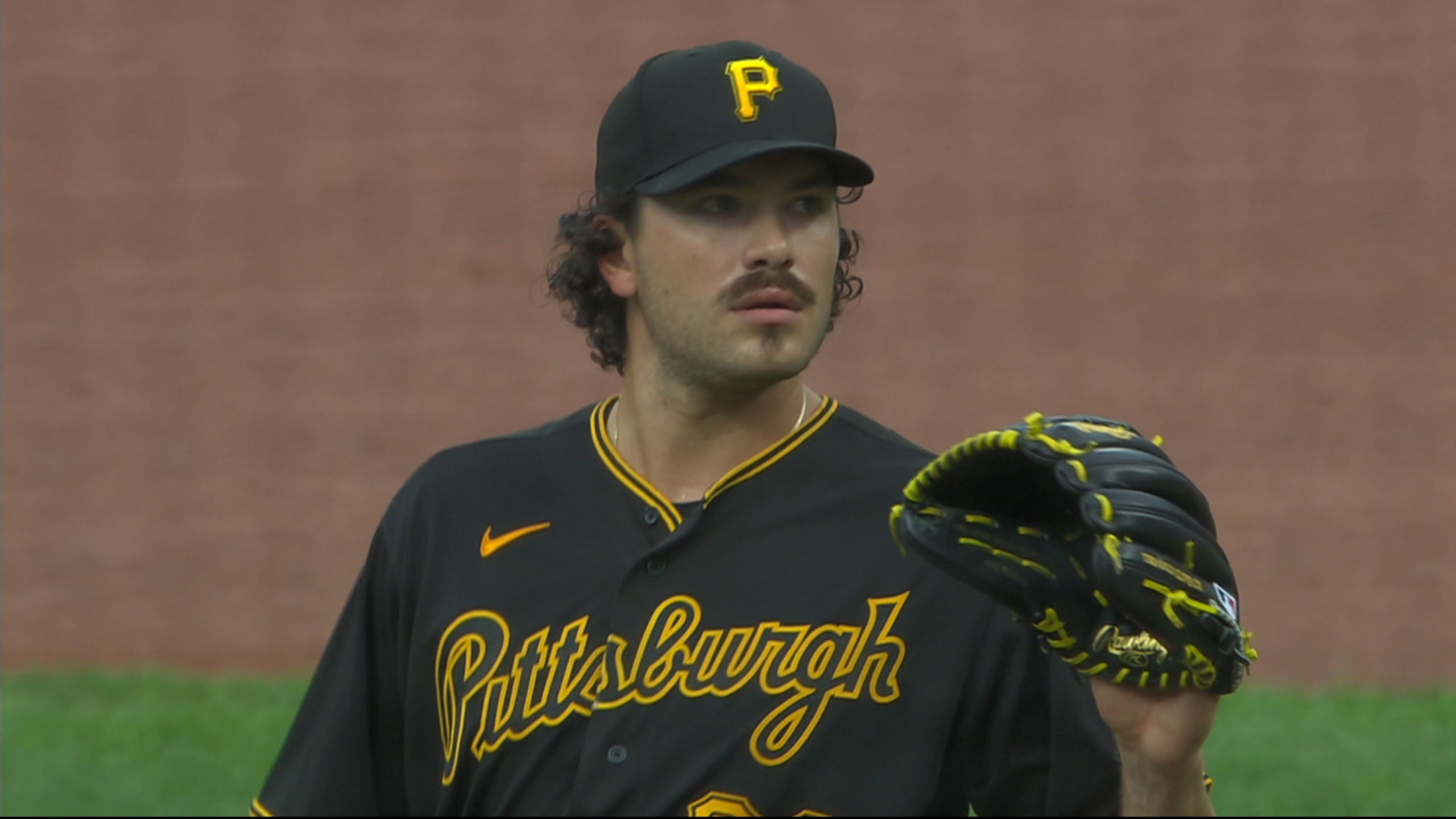 Cody Ponce collects first MLB win