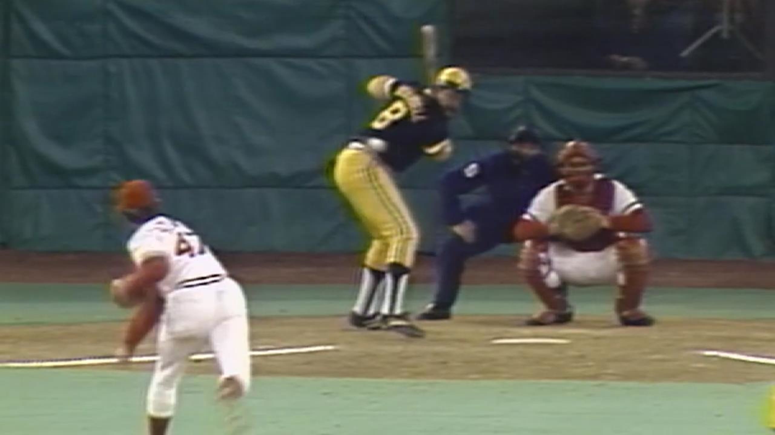 MLB Central: Todd Radom