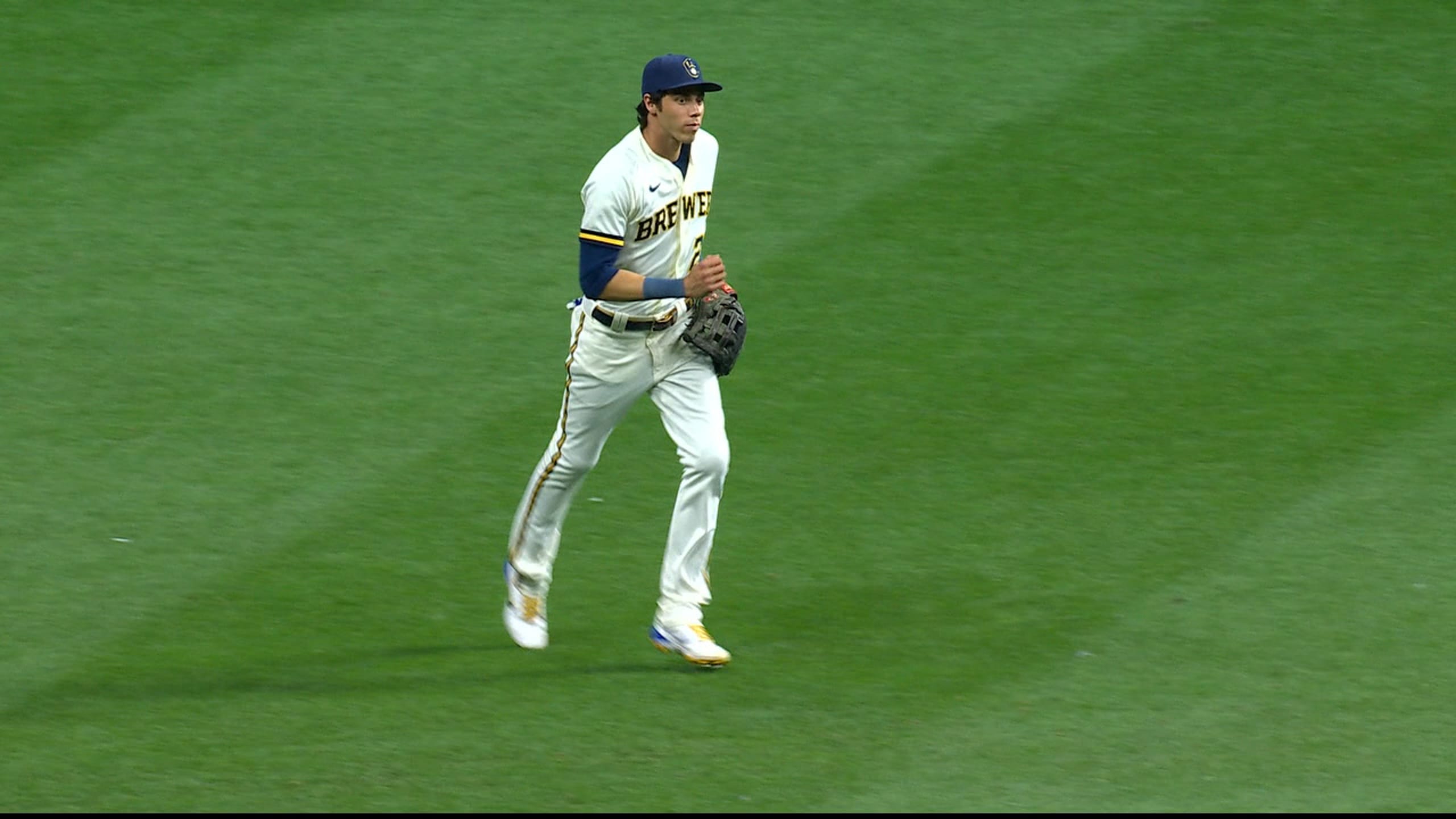 Peter Strzelecki retires Muncy