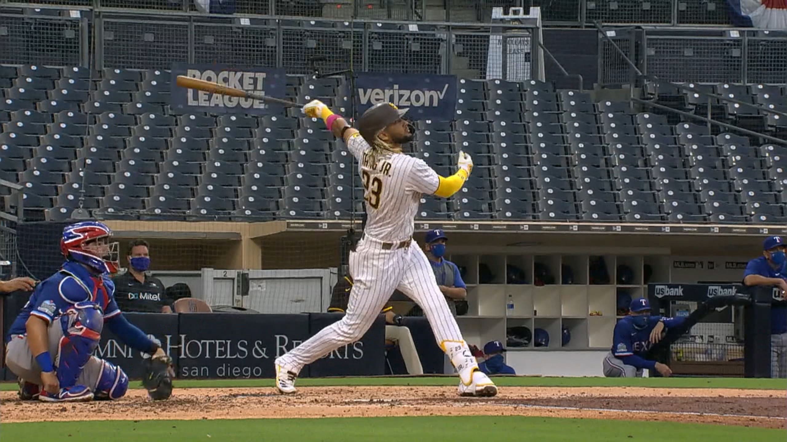 Tatis Jr. batea su 12do jonrón