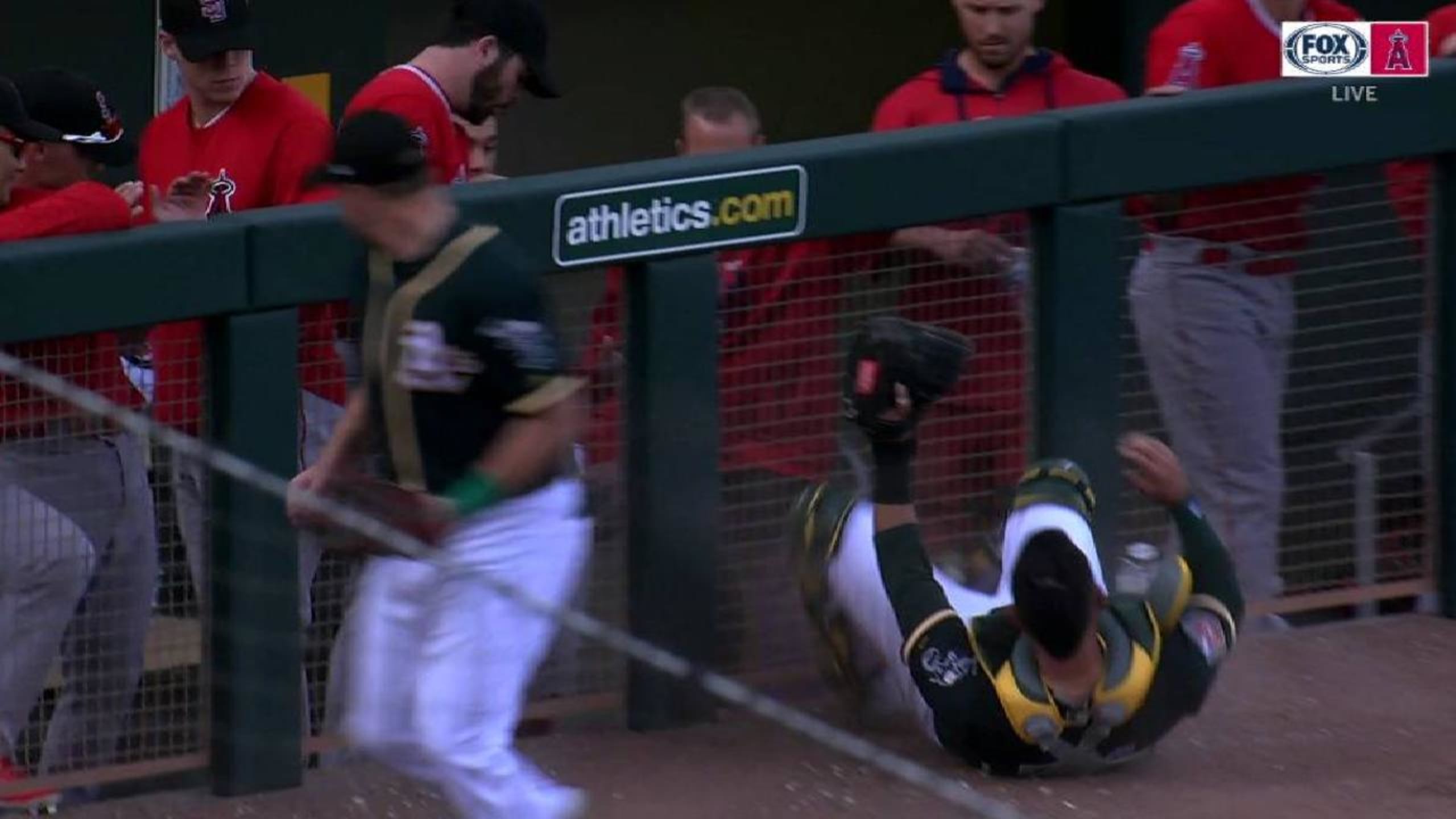 Chavez's sliding catch