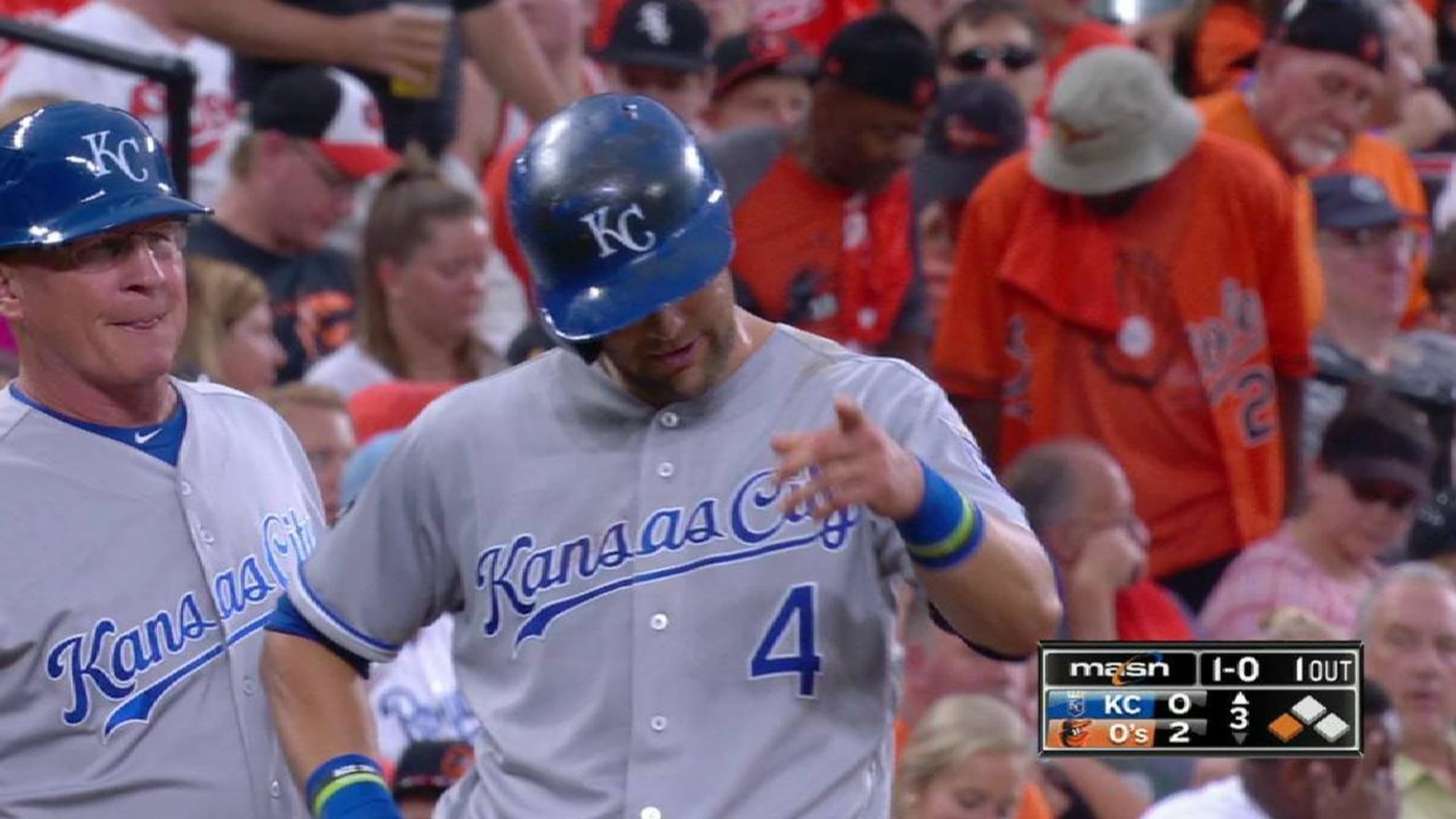 Merrifield, Whit vs Bundy, Dylan - BALL, ERROR, STOLEN BASE